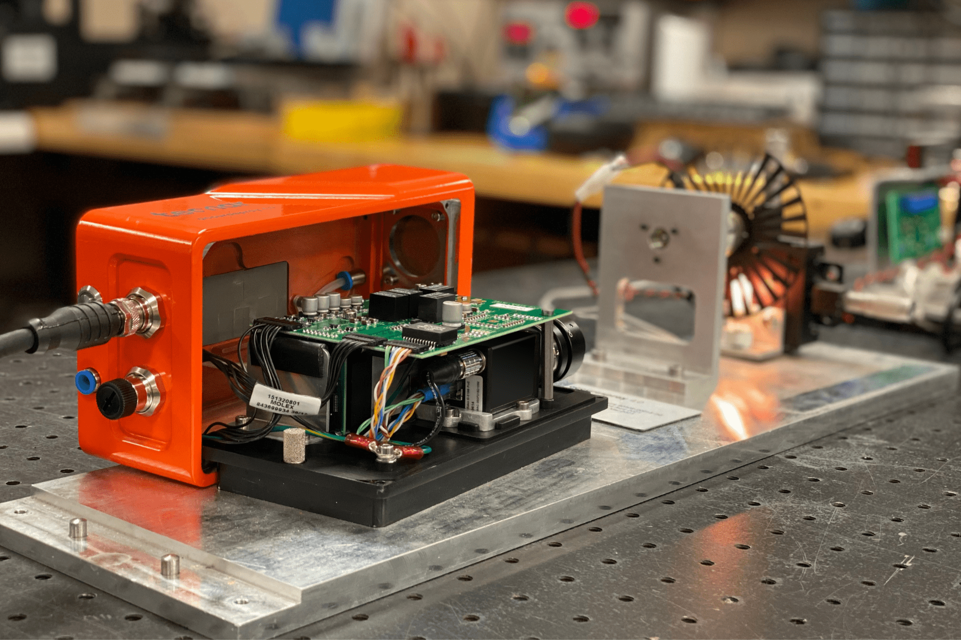 Accuraspray 4.0 - One sensor for all processes | Tecnar spray sensors